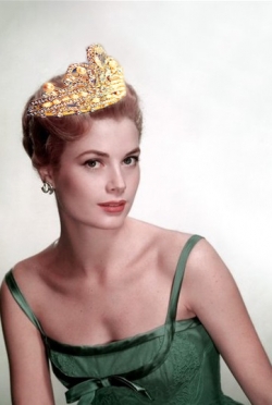 Most Beautiful Royal Women in the World: queens and princesses